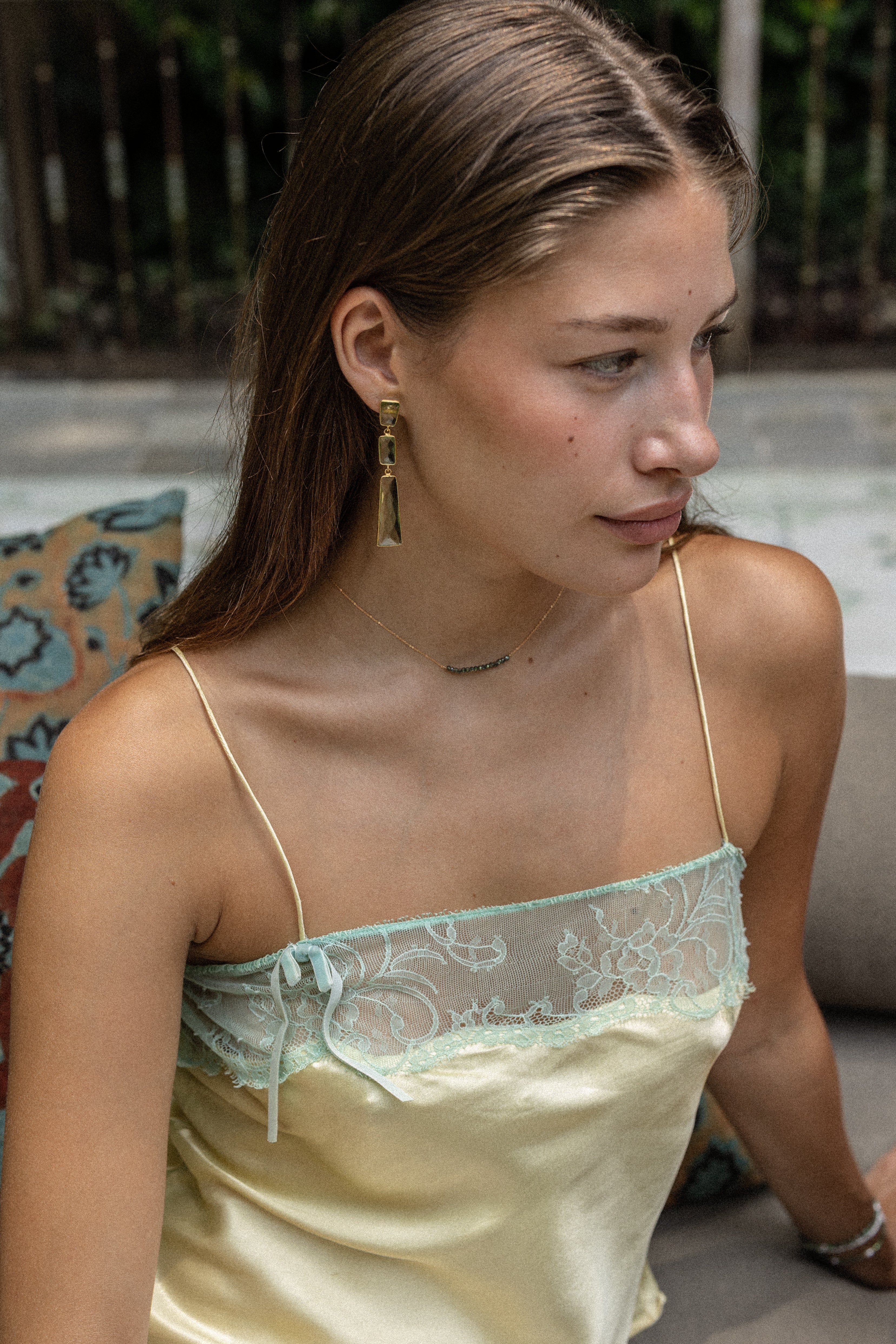 Osja Green Crystal Necklace – Stoned & Waisted